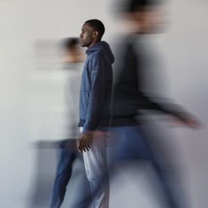 Menggunakan Teknik Slow Shutter Speed dalam Fotografi Produk